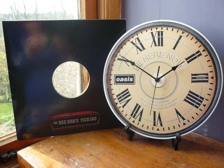 The Records Ticking | Oasis – Be Here Now CD Art – 12″ LP Vinyl Record ...
